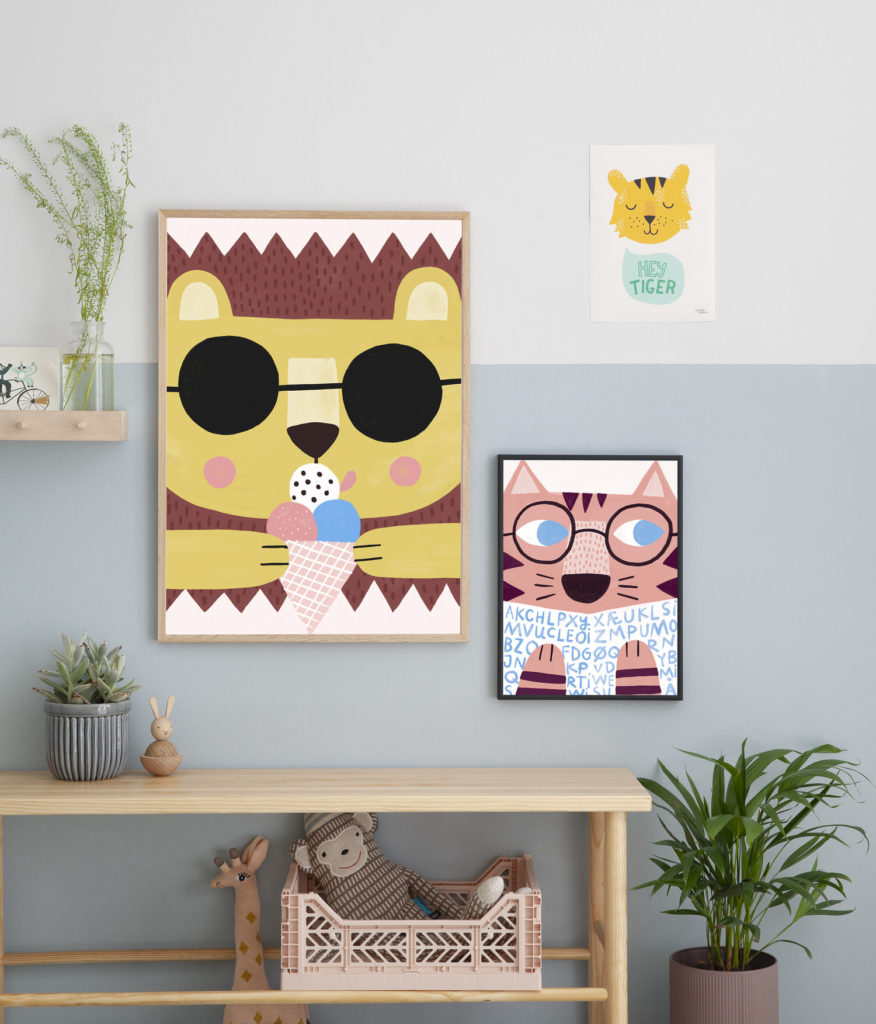 Reading Tiger Poster - Michelle Carlslund Illustration